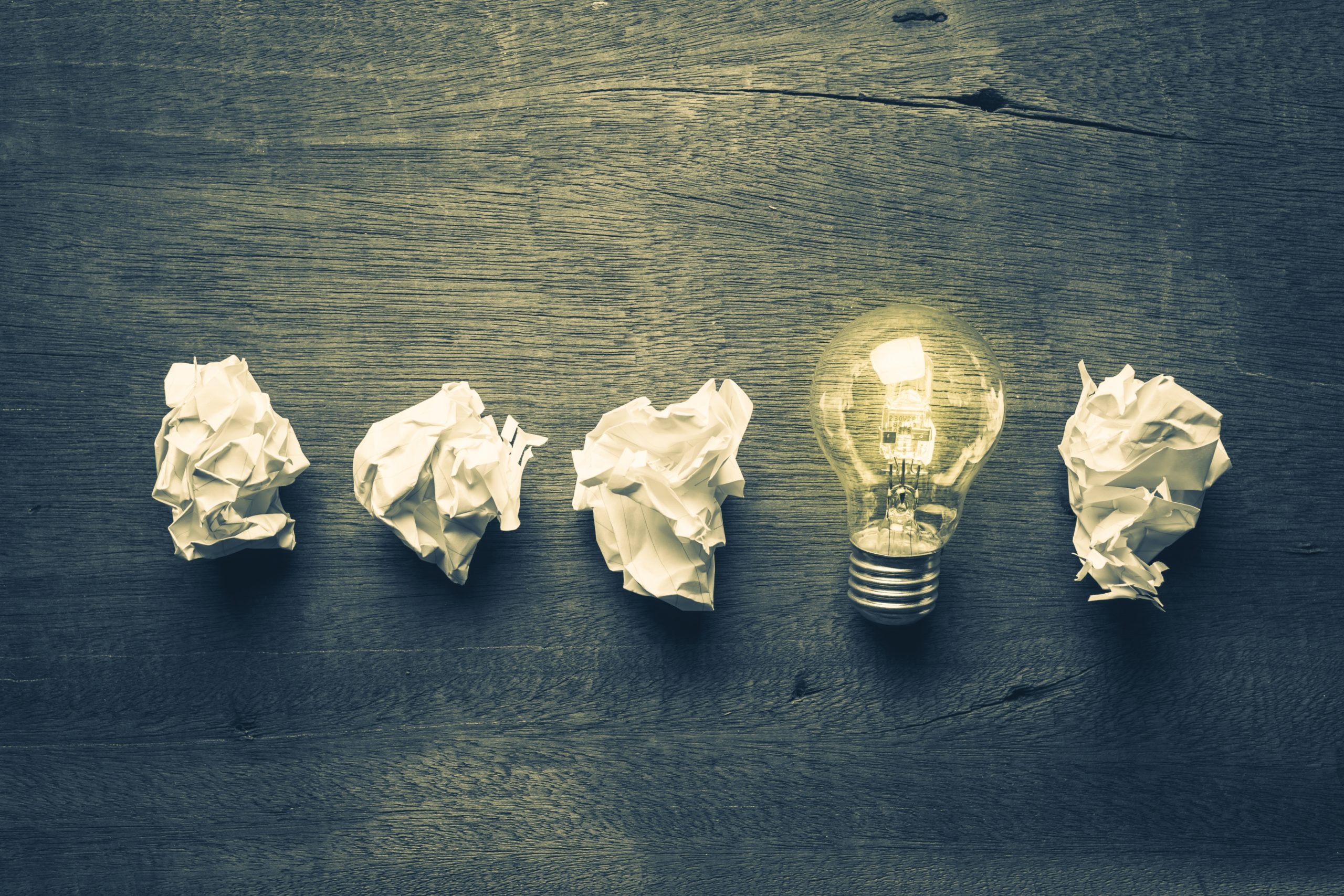 crumpled paper | bild